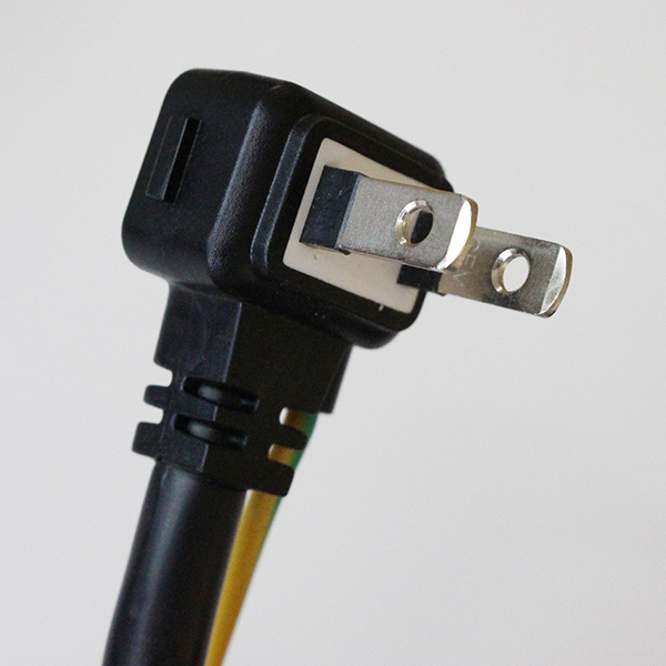 Fargo シルバー スチールタップ AC6個口 3ピン Fargo Direct Shop