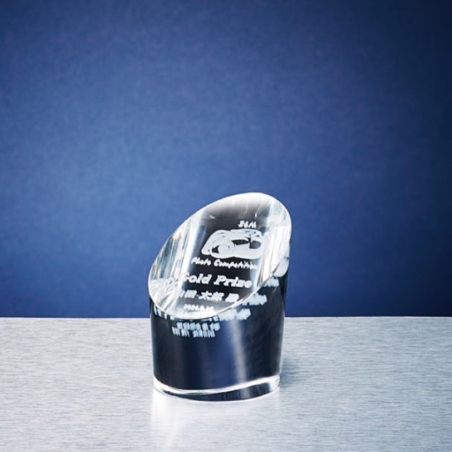 クリスタルトロフィー サンドブラスト加工