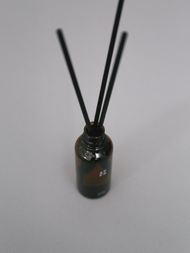 APFR エーピーエフアール / REED DIFFUSER
