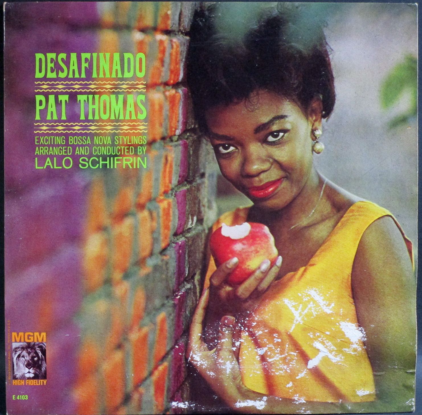 【女性ジャズヴォーカル】Pat Thomas パット・トーマス / Desafinado デサフィナード | ジャズ 中古レコード通販 Seven Beat Records