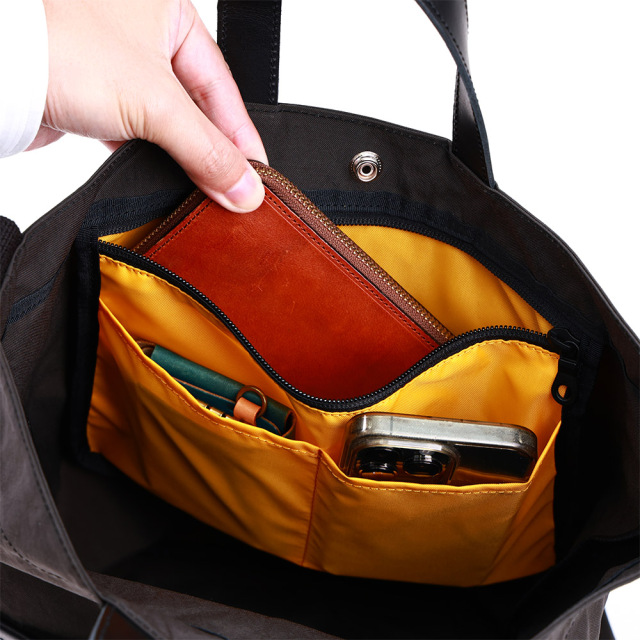 『ヴァレクトート』(全3色)塩縮加工ナイロン/A4サイズ対応 ラフに使える縦型トートバッグ ショルダーバッグ【AGILITY Affa(アジリティアッファ)】(0786)