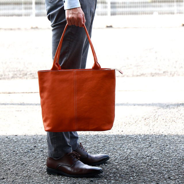 『ファシルトートL』(全3色)軽量ソフトヌメ/A4サイズ対応 シンプルなレザートートファスナー付き 本革 牛革 ファスナー付き 日本製【AGILITY affa(アジリティ アッファ)】(1009)