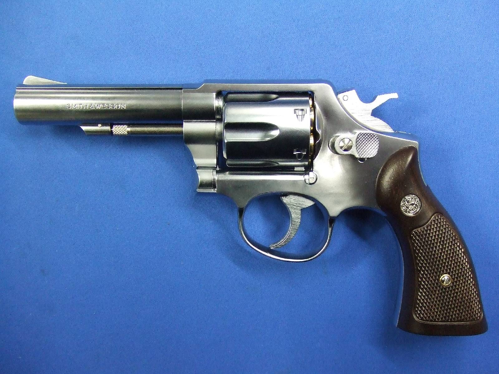 S&W M64 シルバー ABS チェッカープラグリップ仕様 リアルXカートリッジ | マルシン