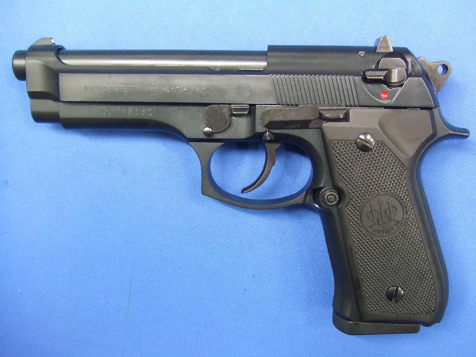 ベレッタM92FS ダイハード ガンブラック | ウエスタンアームズ