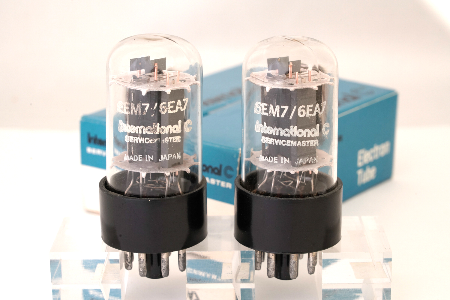 6EM7 INTERNATIONAL マッチドペア