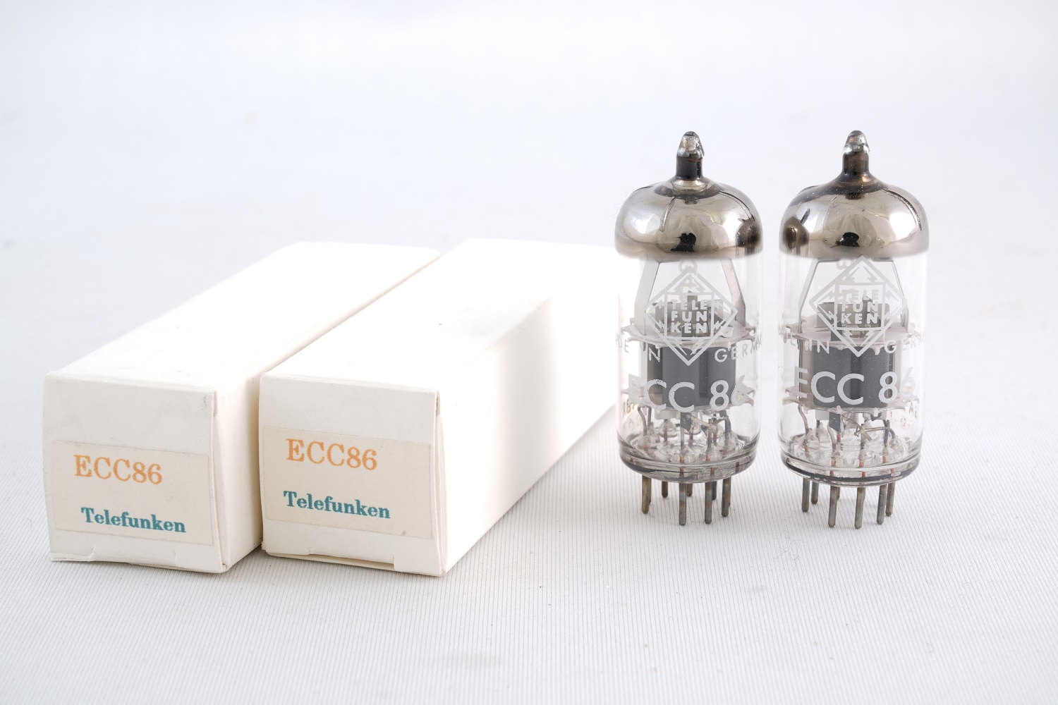 ECC86 TELEFUNKEN 2本1組