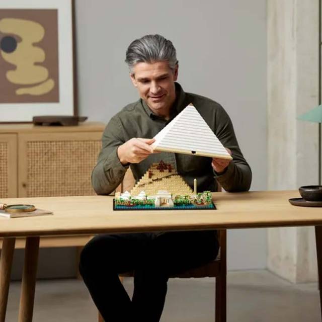 「大人のためのレゴコレクション」レゴ(LEGO) アーキテクチャシリーズ ギザの大ピラミッド おもちゃ ブロック QQ 21058 ...