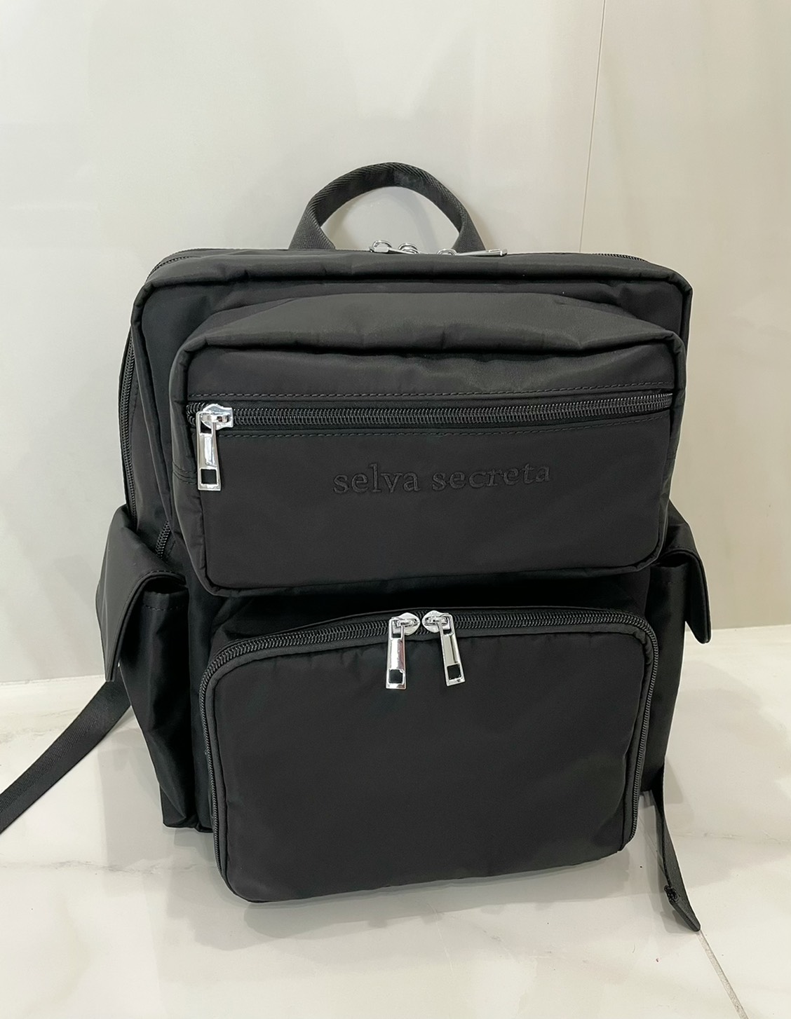 【selva secreta】Square RUCKSACK(black×black logo)