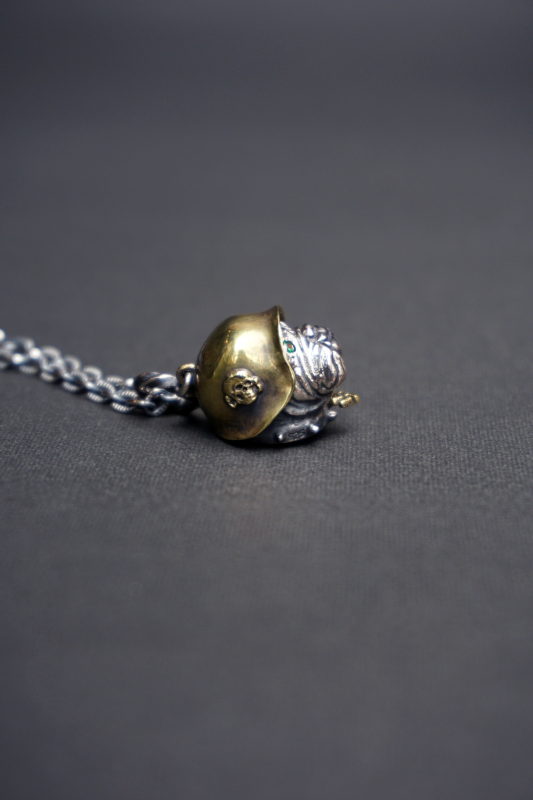 PEANUTS & Co. BULL ADOLF B.S.W. market place