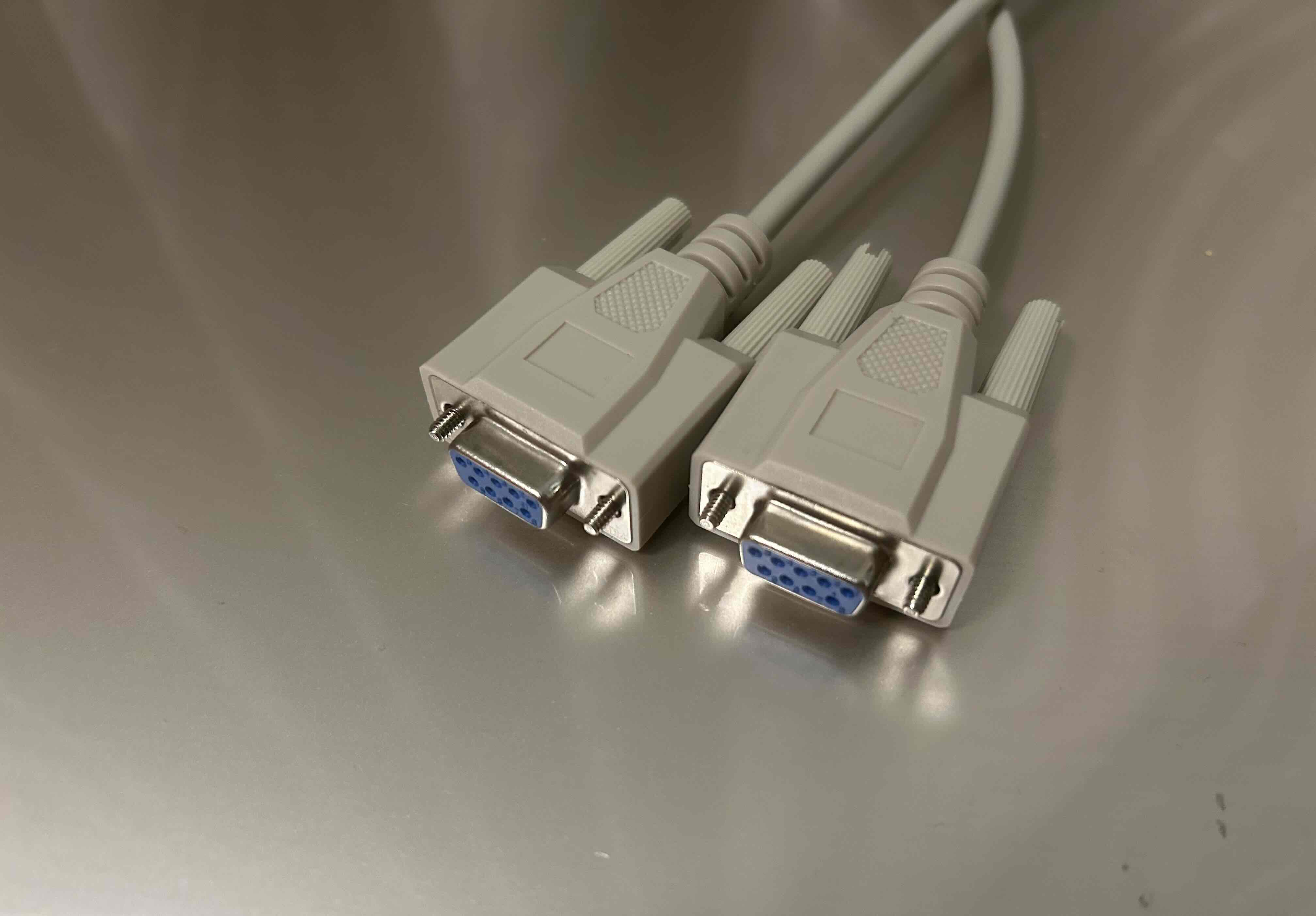 RS-232Cクロスケーブル 9pinメス－9pinメス クロス結線(モールドタイプ） ケーブルダイレクト