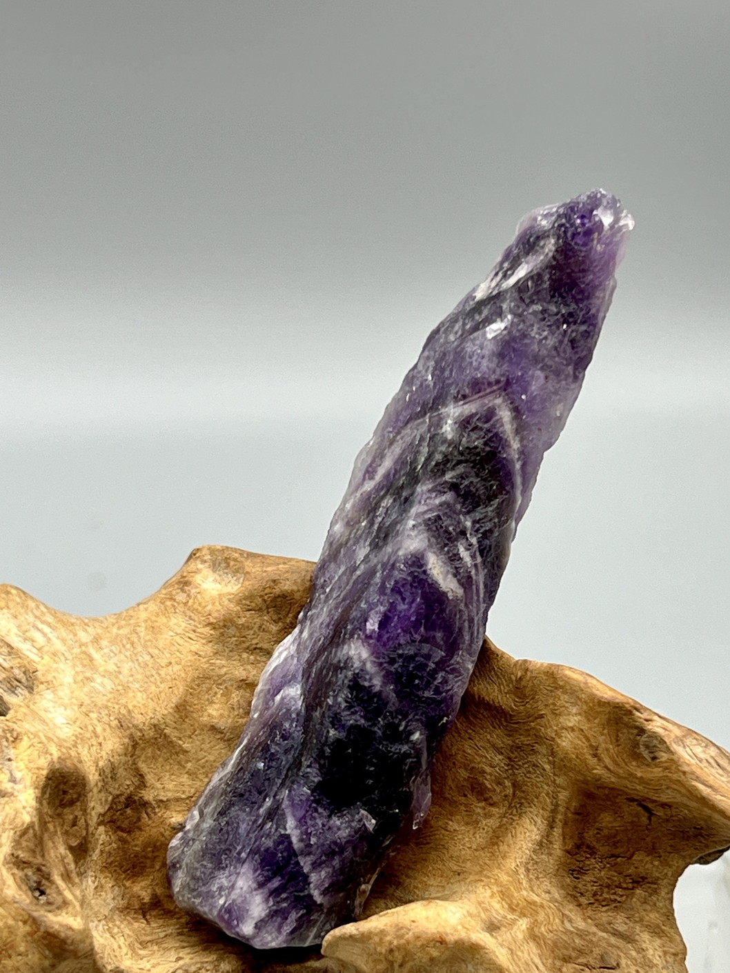 シェブロンアメジスト原石 SAM016 Casa Lotus Crystal Lodge