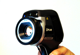 チノー/FLIR 携帯用小型熱画像カメラ CPA-E40BX 【赤外線サーモグラフィー／サーモカメラ】