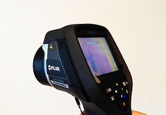 チノー/FLIR 携帯用小型熱画像カメラ CPA-E40BX 【赤外線サーモグラフィー／サーモカメラ】