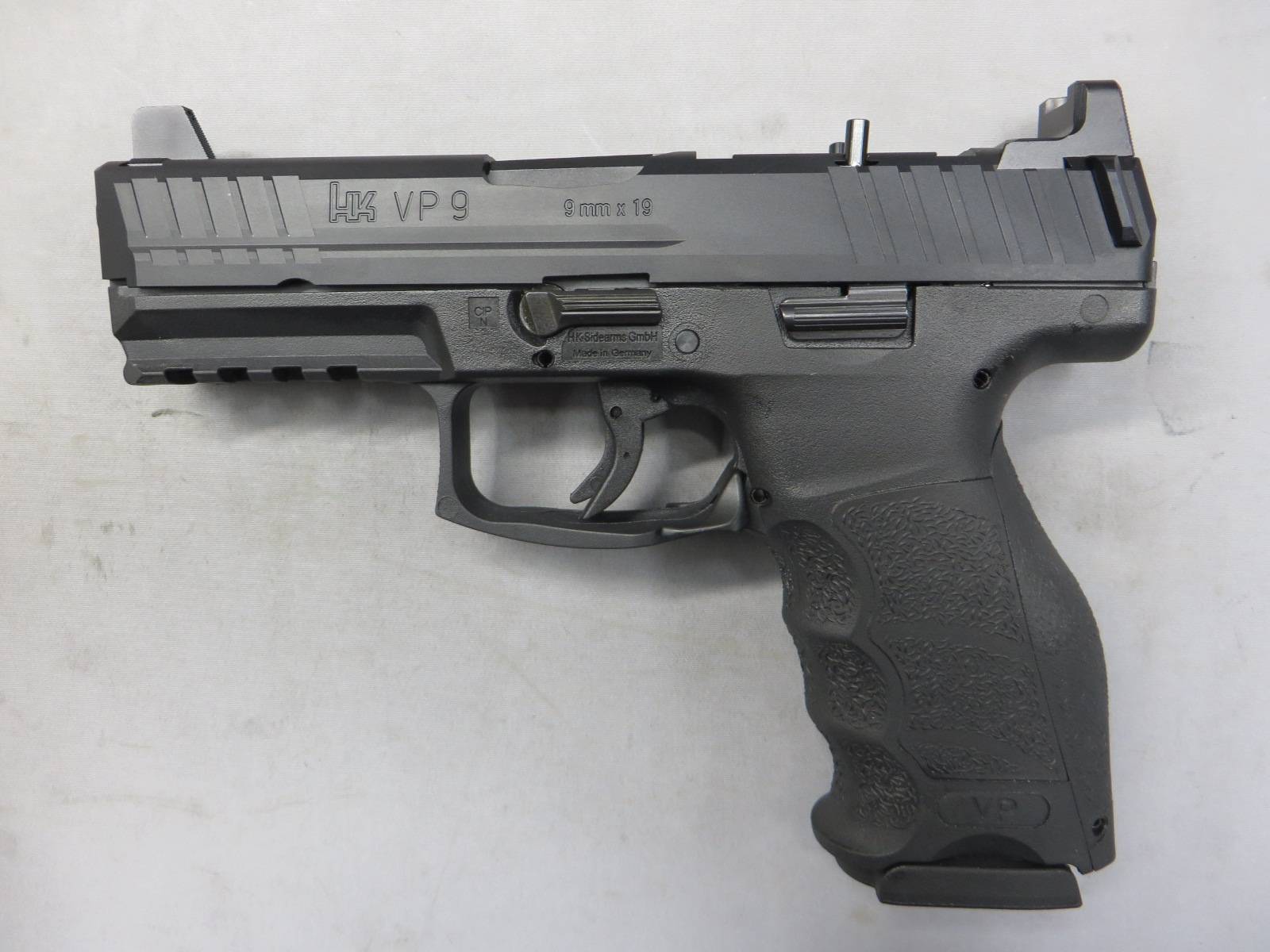 【UMAREX】H&K VP9スペシャルコンボ ・NOVA RMR対応アルミスライド組込