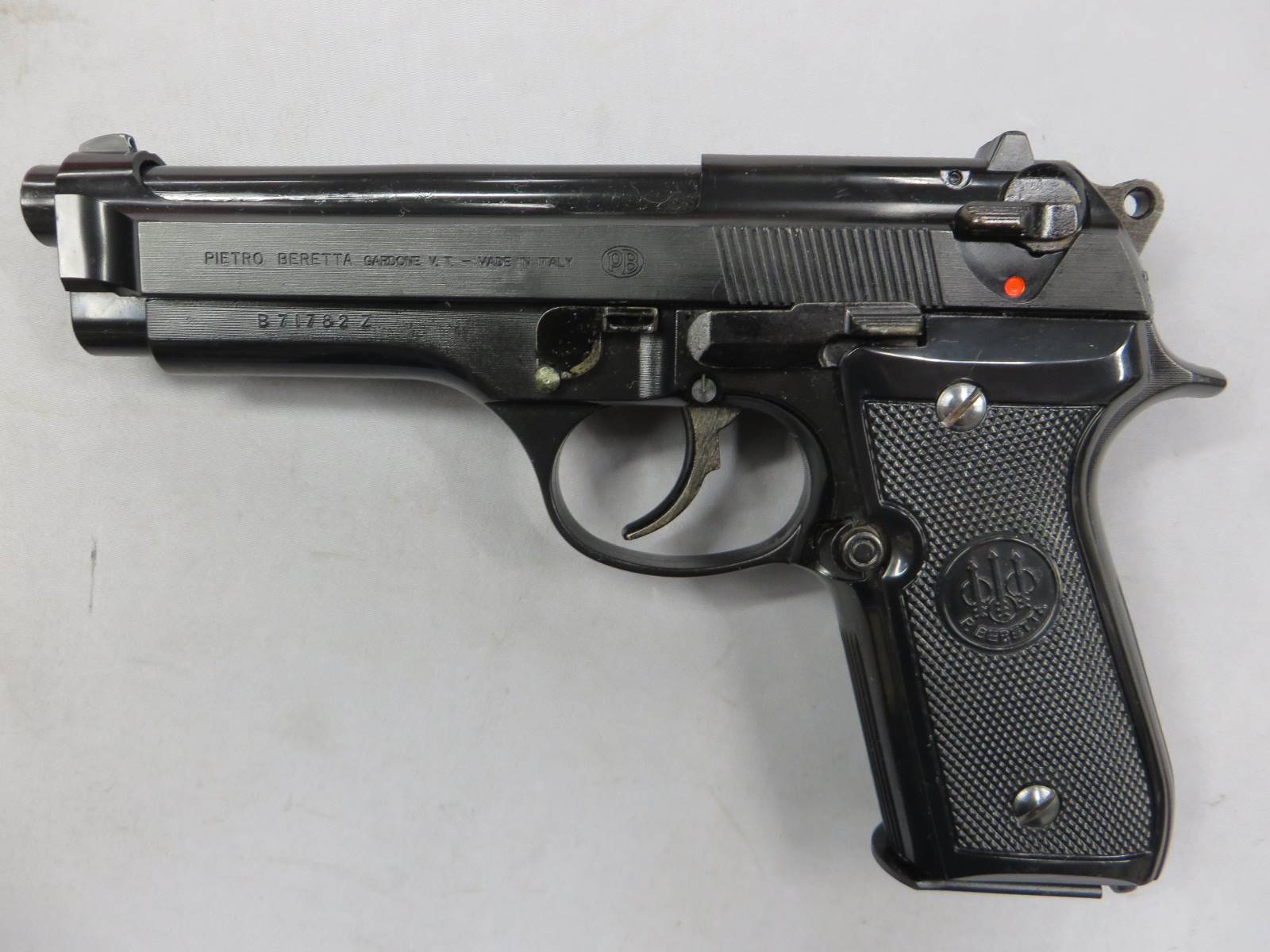 【スズキ】ベレッタ M92SB モデルガン