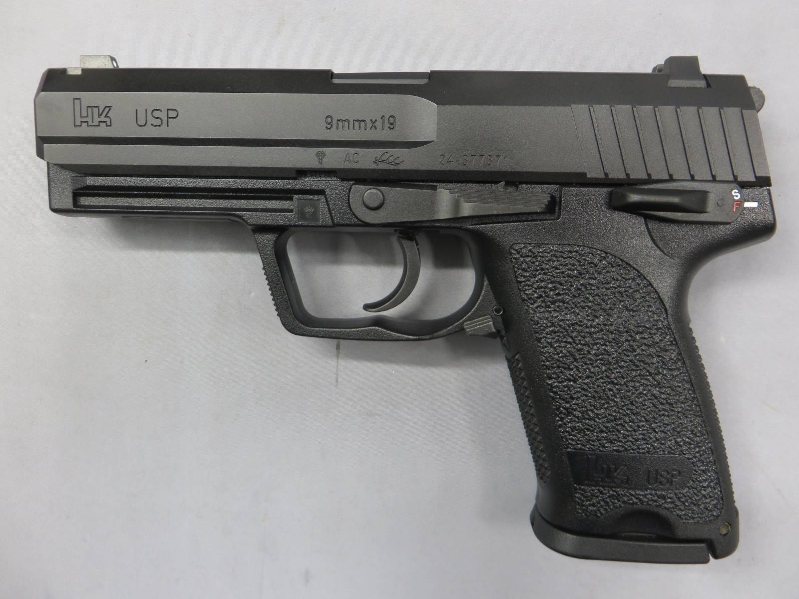 【東京マルイ】H&K USPフルサイズ