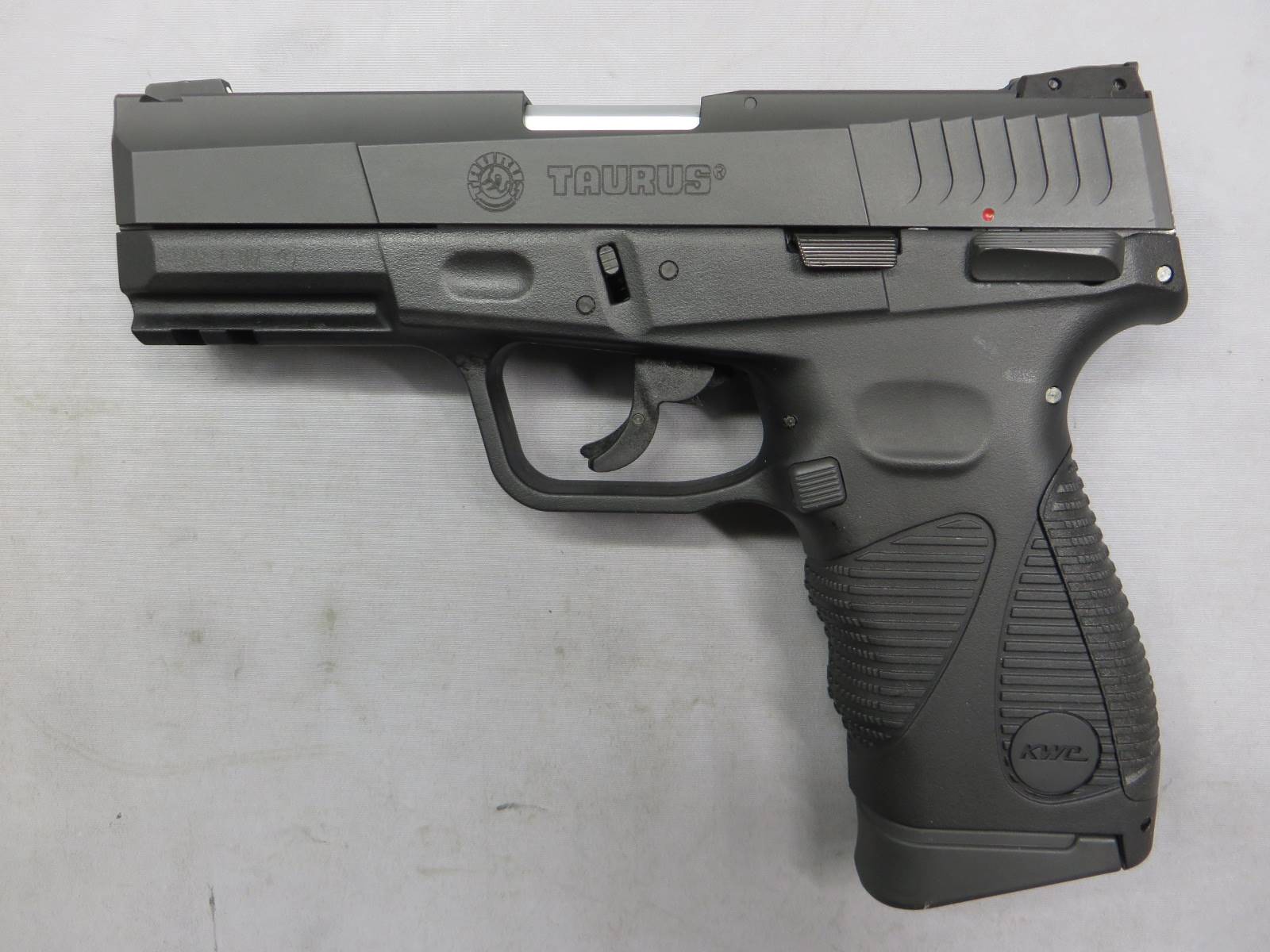【KWC】TAURUS・トーラスPT 24/7 メタルスライド・リアル刻印 CO2