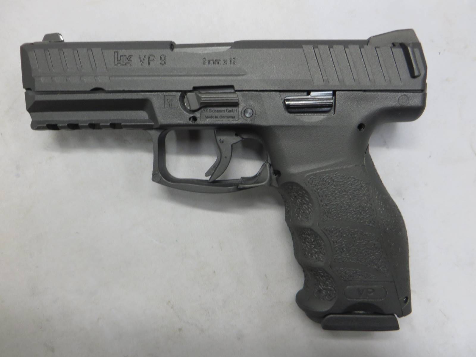 【UMAREX】H&K VP9スペシャルコンボ メタルスライド