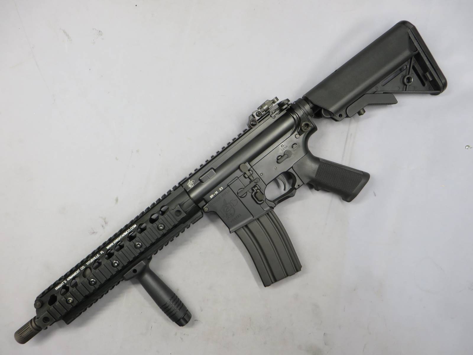 【KingArms】SR-16 E3 CQB カービン 電動ガン