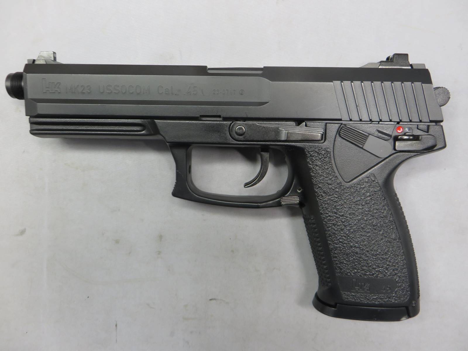 【KSC】MK23 SOCOMピストル CO2