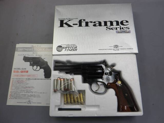 【タナカ】S&W M19 4in スチールジュピターフィニッシュ・木製グリップ・ダミーカート モデルガン