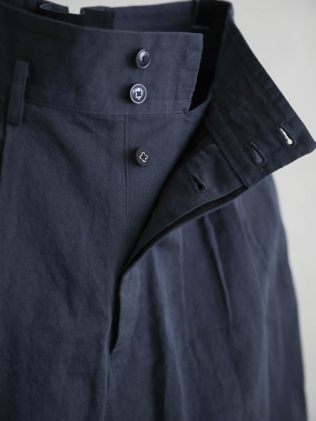 SUSURI ススリ｜ミューパンツ greenish black