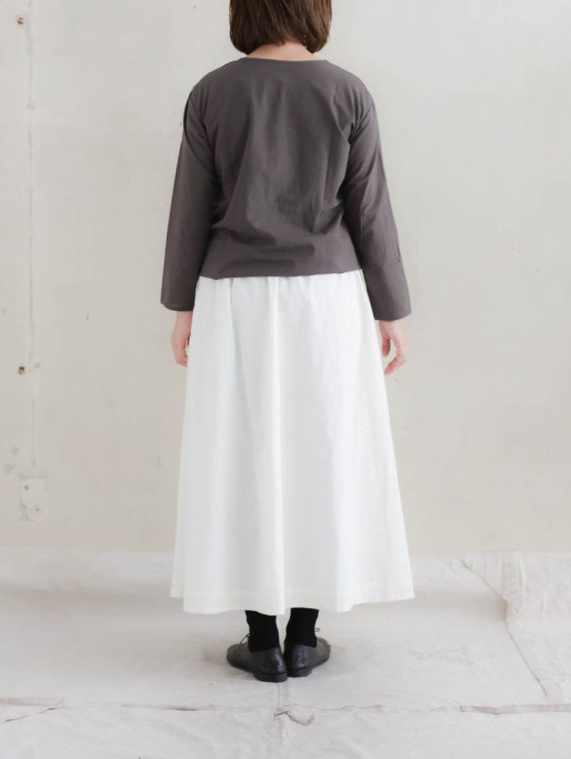 Yoli ヨリ｜ギャザースカート（ホワイト）