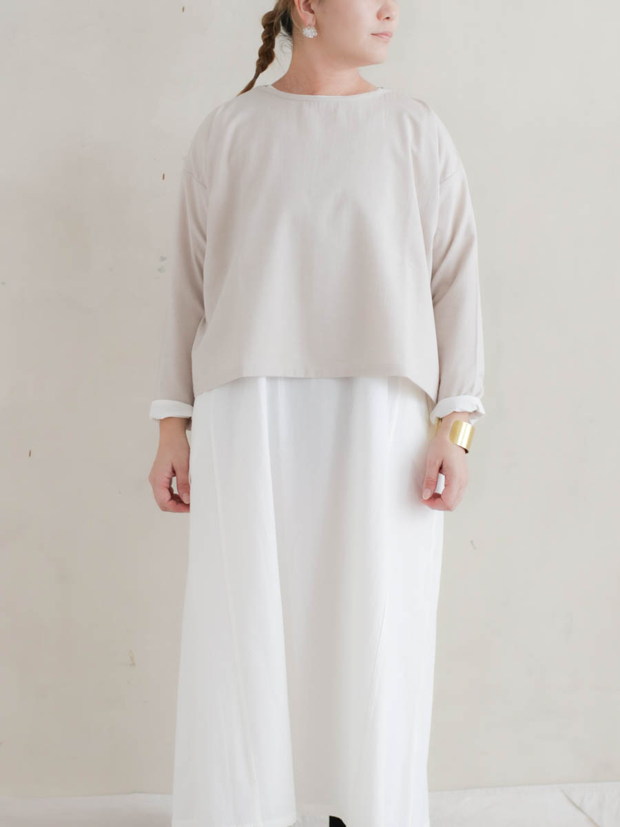 Yoli ヨリ / Wool simple wide blouse ベージュ