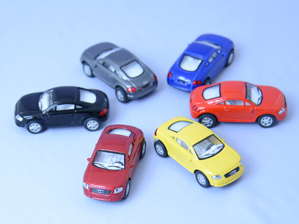 gr-903 【限定コレクター商品】KINSMART ダイキャスト プルバックカー Audi TT 1：64 12個入