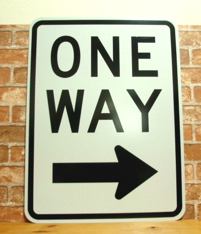 ONE WAY SIGN SQUARE