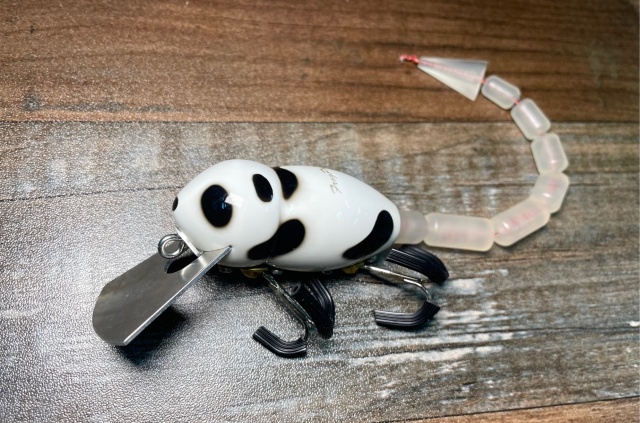 ウッド ウオブラット PANDA FROG