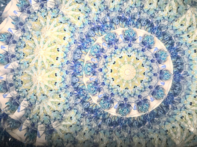 林 和子「ブルー」（HK4075）3ミラー・オイルタイプ 万華鏡専門店 鎌倉ヴィヴァン（公式万華鏡通販サイト）