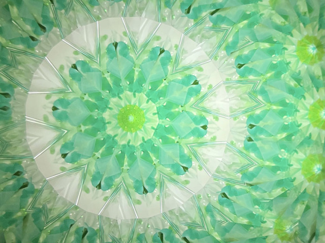 林和子「輝星」グリーン（HK5021）3ミラー・オイルタイプ 万華鏡専門店 鎌倉ヴィヴァン（公式万華鏡通販サイト）