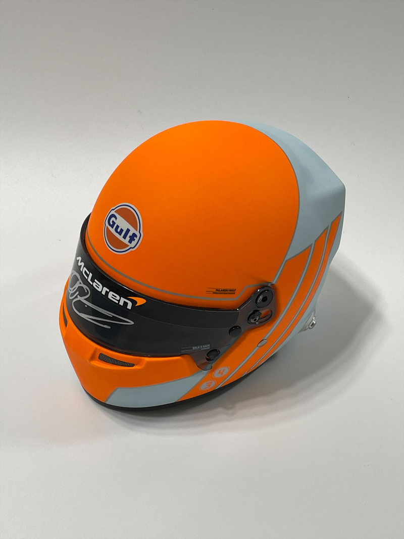 D.リカルド 直筆サイン入 Team McLaren Gulf(チームマクラーレンガルフ)プロモーション 1/2ヘルメット F1グッズ ...