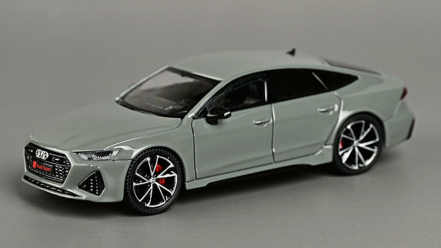 CM・MODEL(CMモデル) 1/64 Audi RS7 sportback 2022 ナルドグレー ガリバー