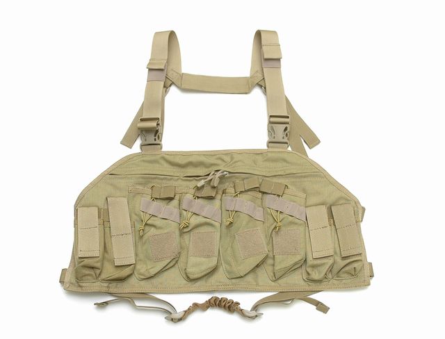 AK ATTACK Chest Rig （ Khaki ） FOX