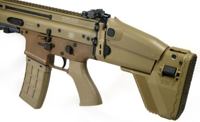 Vltor SCAR Stock VSS-11 TAN 舶来アーモリー