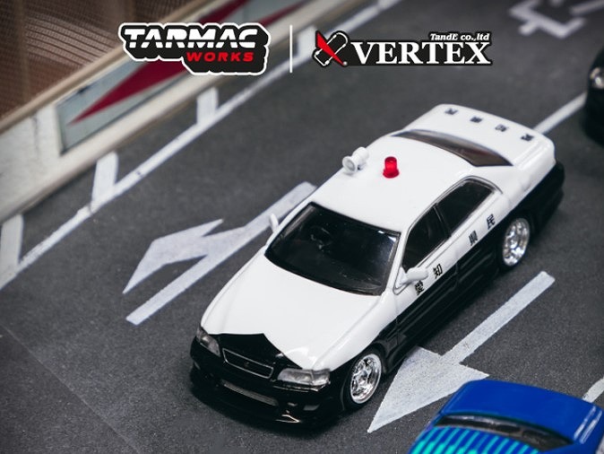 TARMAC 1/64 VERTEX Toyota Chaser JZX100 Black / White