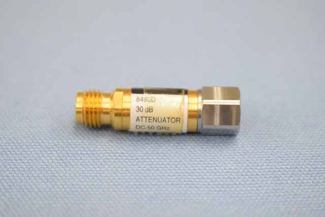 中古 キーサイト 固定アッテネータ 8490D-030 (管理番号：UKK-11321) 計測器ランド