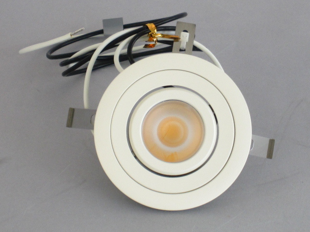 【即納】 UNITY/ユニティ LED家具・什器照明 LED棚下ダウンライト JR12V20W相当 超薄型 100V直結 直付用枠付 色温度5000K 本体ホワイト ☆コインエース☆ UDL ...