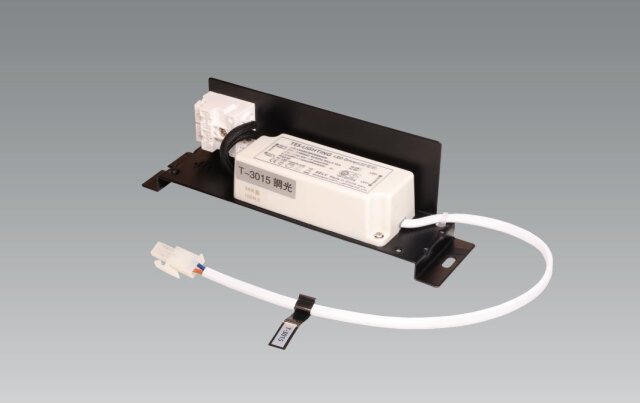 【組替品】 BDL-1111WW-27+T-3015 UNITY/ユニティ LEDダウンライト ユニバーサル型 調光対応タイプ フリッカーレス仕様 1000Lmクラス 埋込穴100mm 色温度 ...