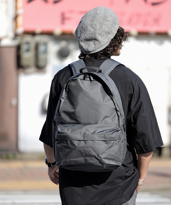 モノリス/MONOLITH BACKPACK STANDARD S - STONE GRAY [バッグ(バックパック)]｜MAPS 通販 【正規取扱店】