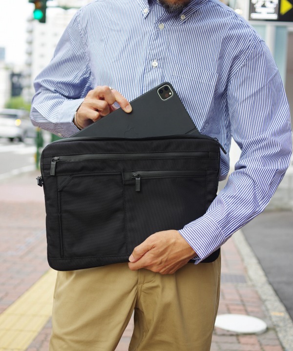 モノリス/MONOLITH PC CASE OFFICE 13[バッグ(クラッチバック)]｜MAPS 通販 【正規取扱店】