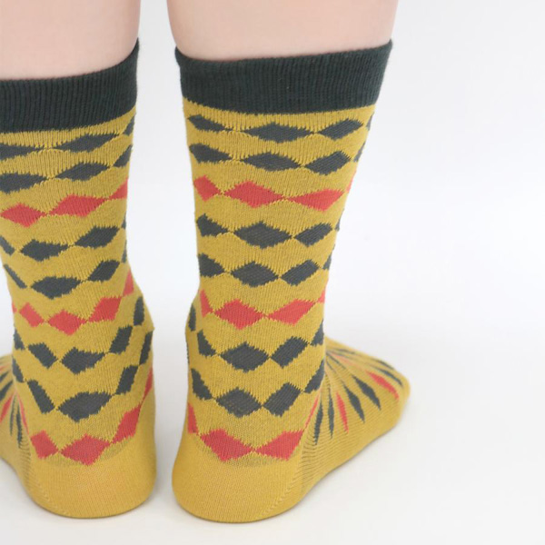 ダイヤパターンクルーソックス キッズ レディース 子供 子ども 靴下 くつした シンプル ダイヤ 女の子 男の子 スタンプル stample ...