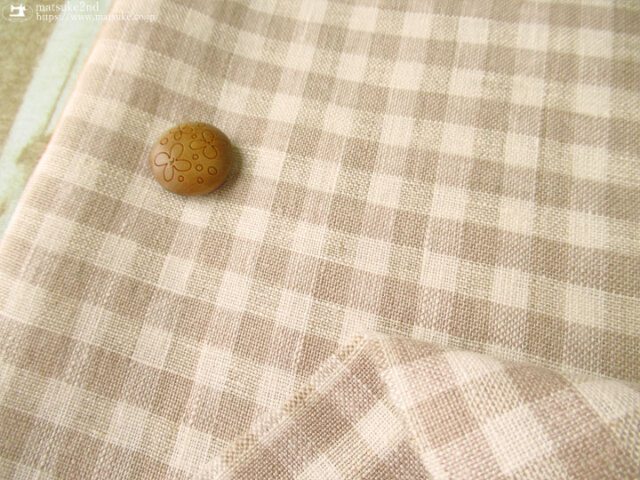 お買い得！リネン100％ ナチュラルカラースモールギンガムチェックキャンバス ナチュラル×ベージュ(カス残し)