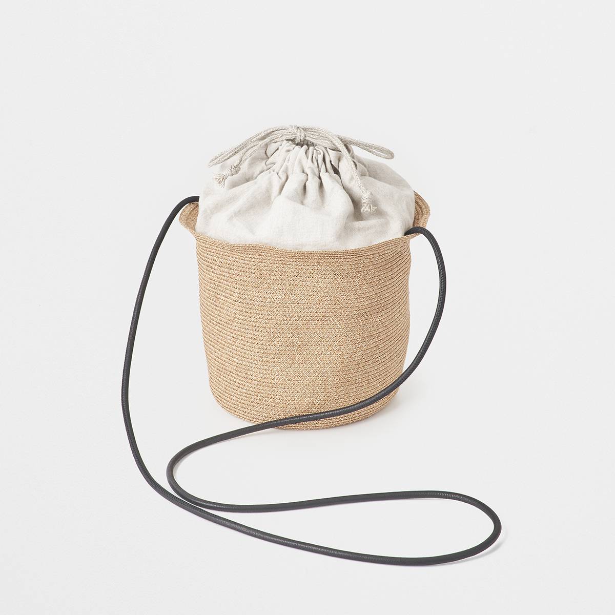 paper abaca braid bucket bag small