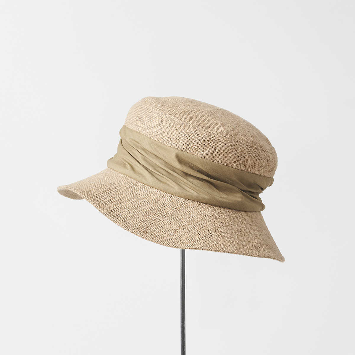 jute drape hat middle