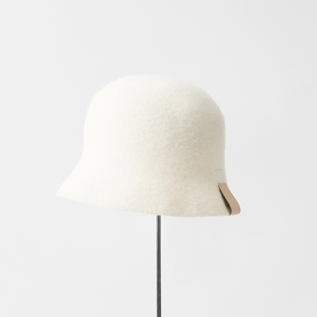 bell hat - cashmere