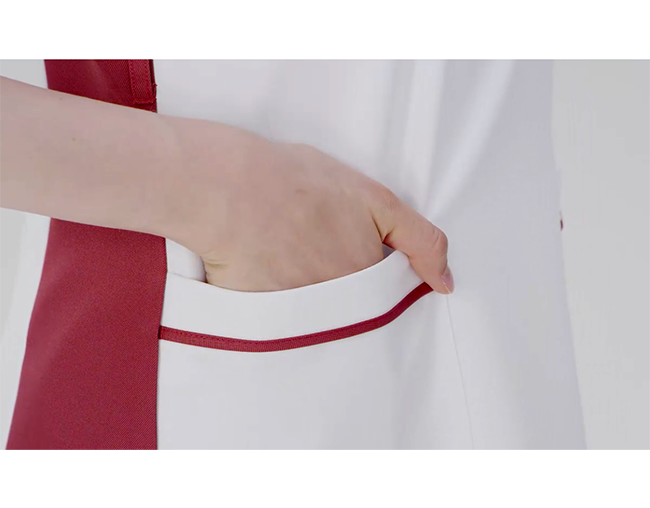 [ナガイレーベン] NAGAILEBEN 【ホワイトとカラーコンビのスクラブ】 男女兼用スクラブ FT-4492（Tネイビー） メディカルウェアジャパン