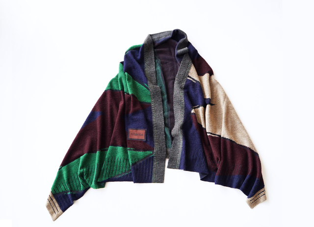 木の実モチーフの柄 ストール | nuts - nitorito